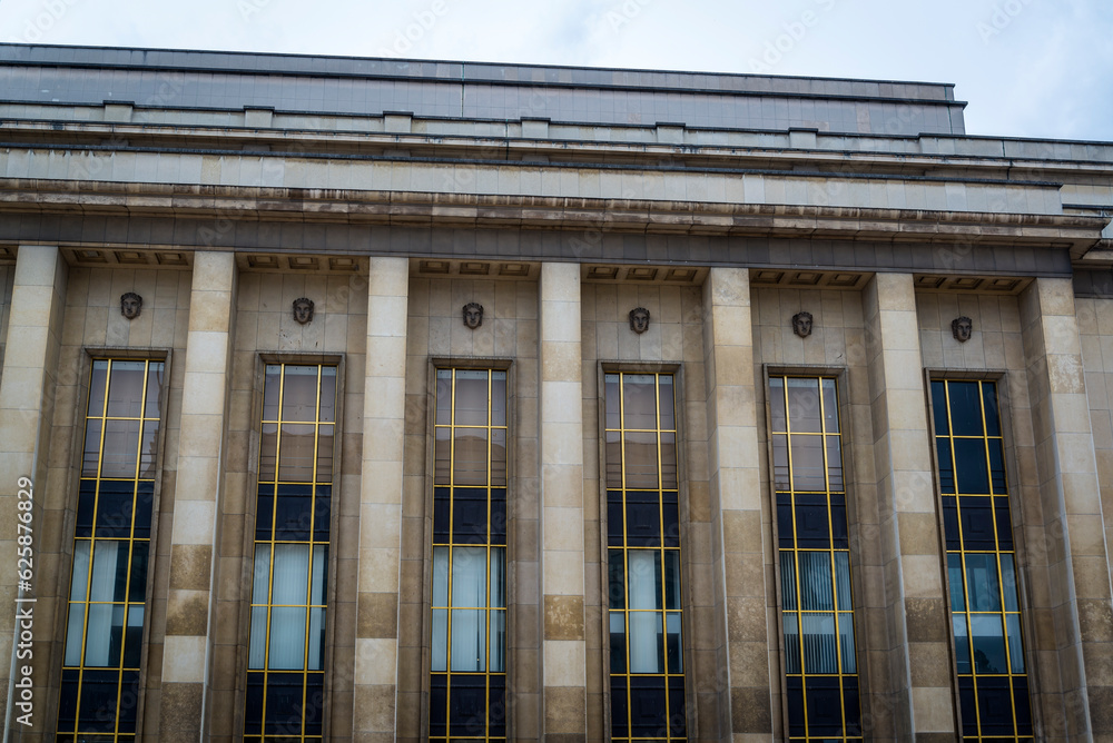 Foto de Trocadero building, built in Art Deco style in the 1930s, Paris ...