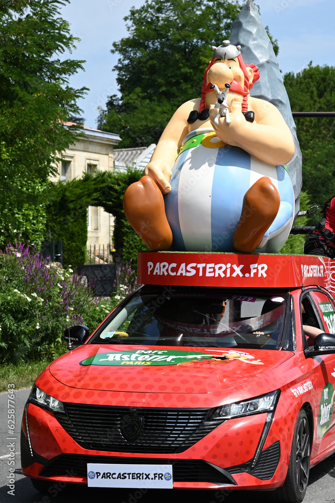Le Tourne, Aquitaine, France -07 07 2023: Car from Parc Asterix during ...