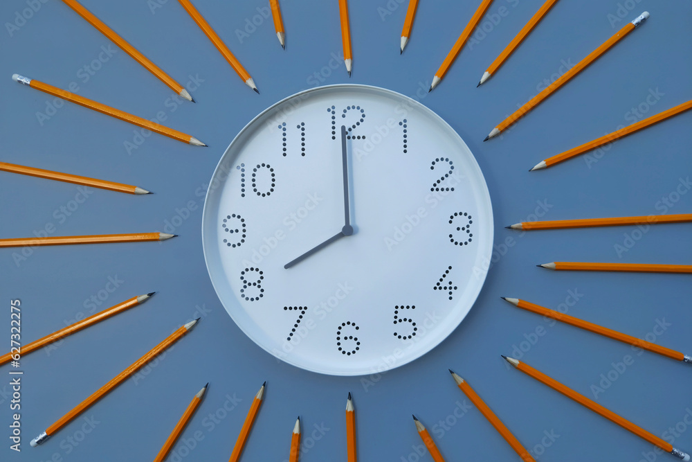 8 o'clock, morning. Study time. Back to school. Watch with white clock ...