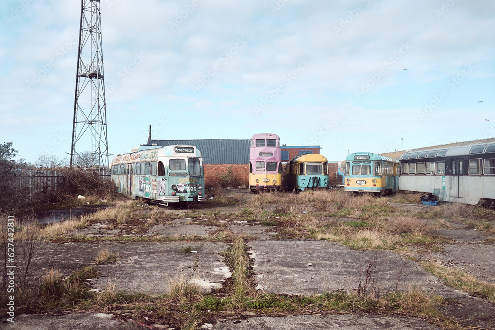 Fotka „Blackpool, uk 01.01.2023 Old forgotten rusty Blackpool trams ...