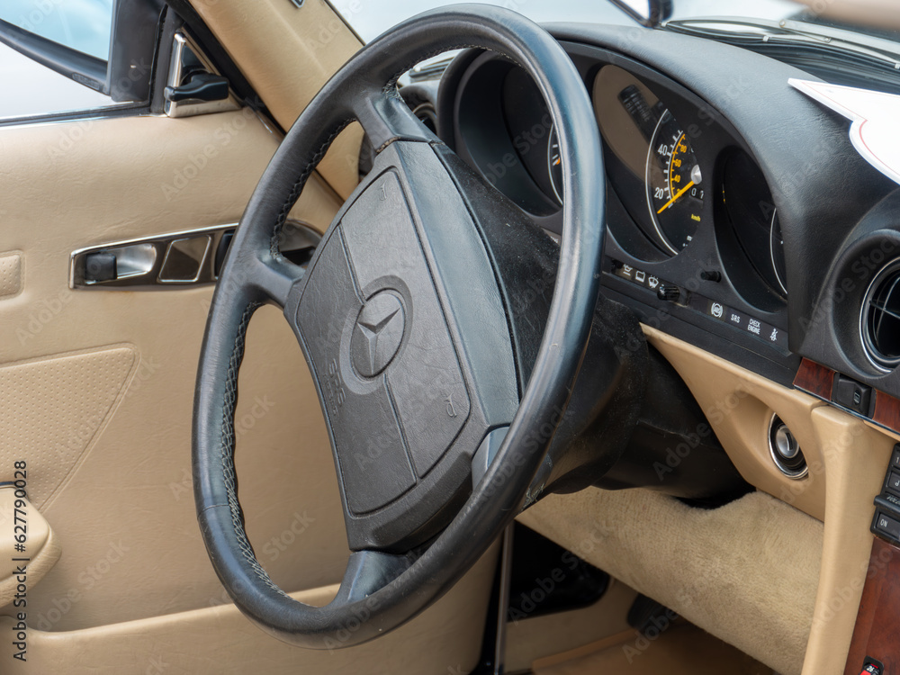 GERMANY - JUL 16, 2023: Retro Mercedes-Benz 560 SL Cabrio Interior with ...