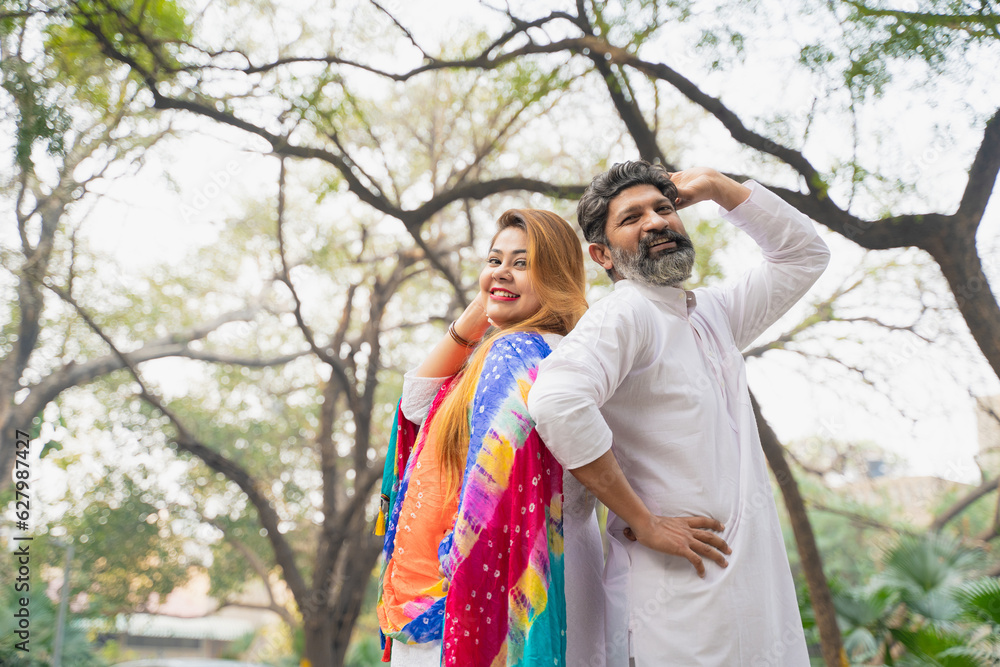 Indian couple in traditional wear and giving happy expression. Stock ...