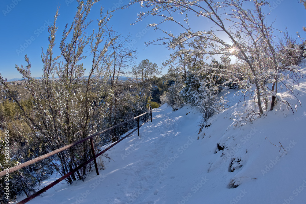 The Thumb Butte Recreation Area day use hiking trail in the Prescott ...