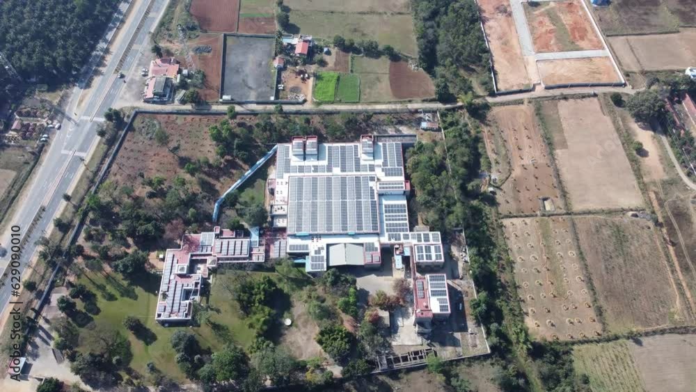 Energy self-sufficient factory using solar rooftop and battery energy ...