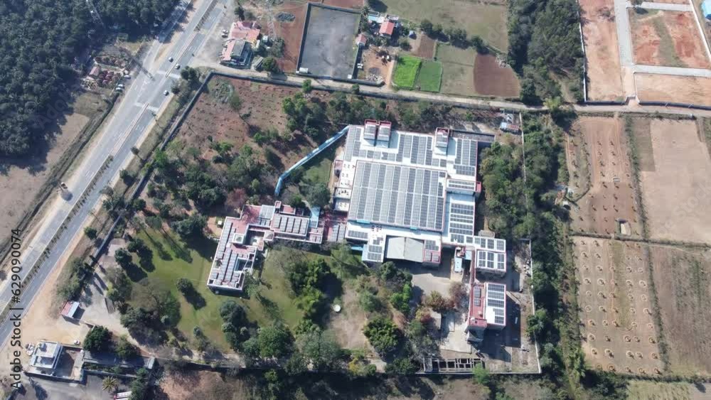 Energy self-sufficient factory using solar rooftop and battery energy ...