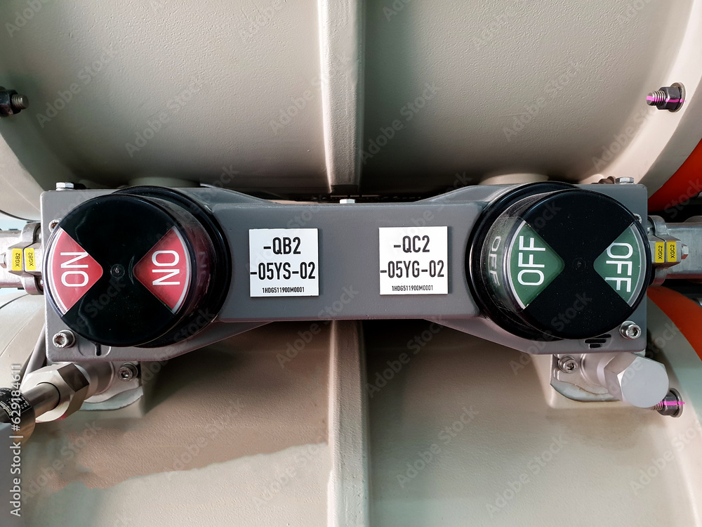 115kV Gas insulated substation: Disconnecting switch status "ON ...