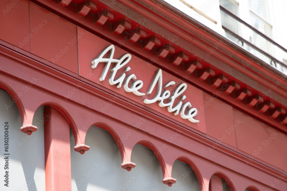 Alice Delice logo brand and sign text front wall entrance signage chain ...