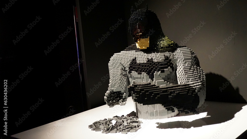 THE BATMAN made with Lego bricks by Nathan Sawaya of The Art of the ...