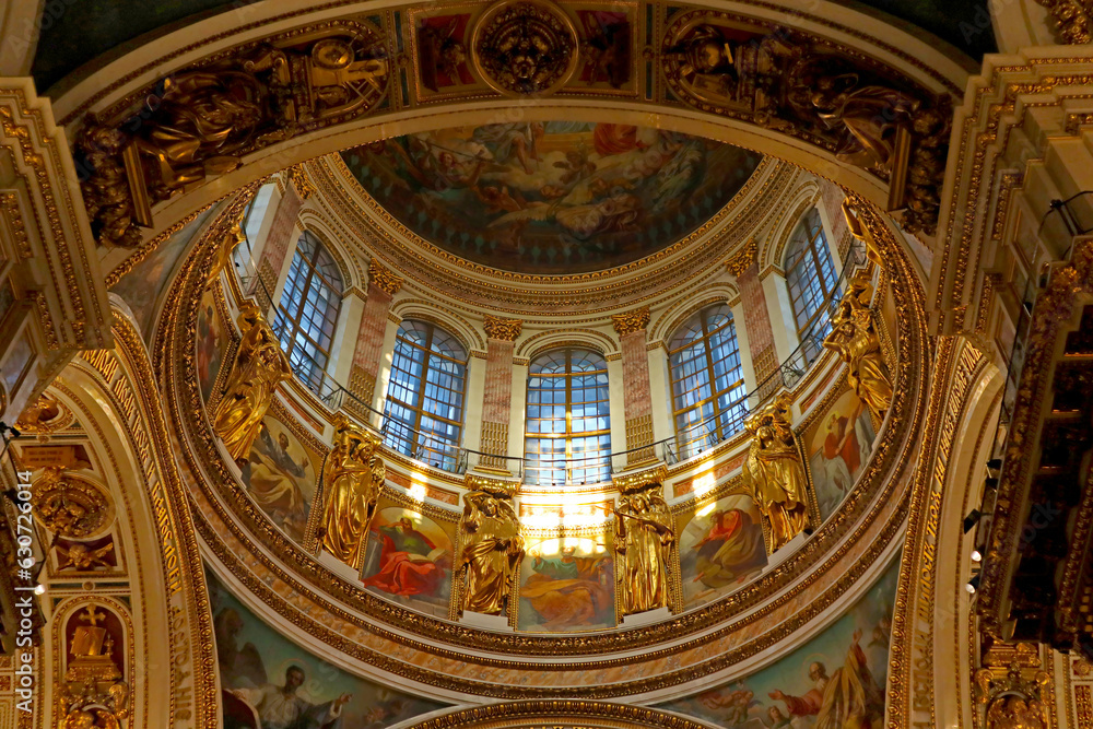Interior with mosaic, fresco and arches of Russian orthodox church ...