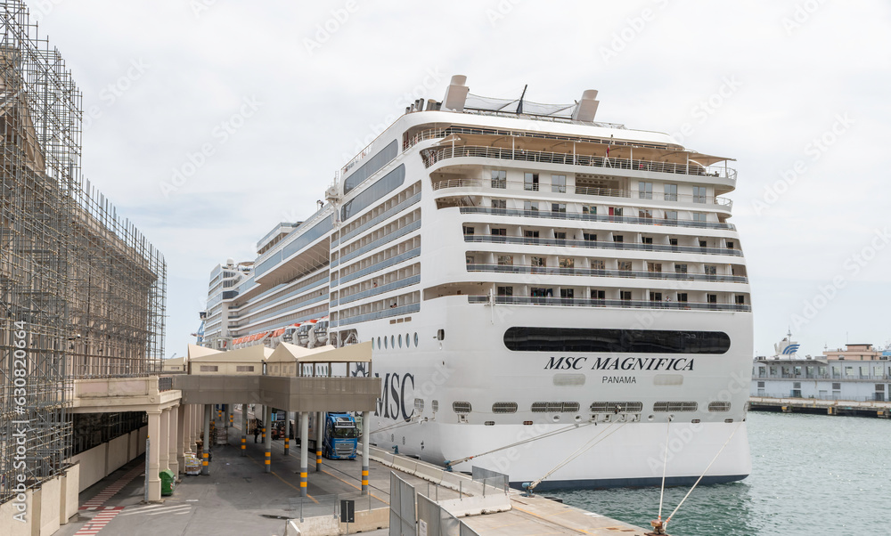 Gênes, Italie - 25 juillet 2023 : Le navire de croisière le MSC ...