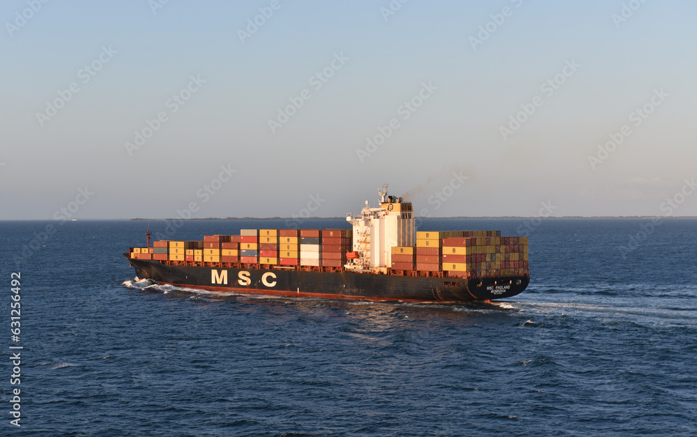 Containerschiff MSC England in der Ostsee Stock Photo | Adobe Stock