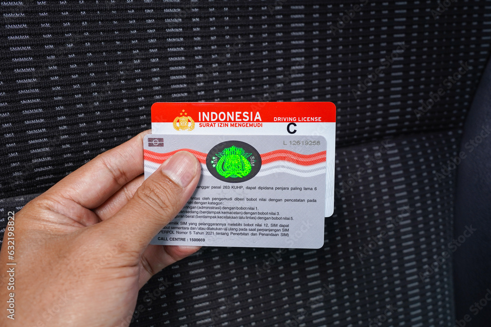 Stockfoto Jakarta, Indonesia - September 18, 2022 : male hand holding a ...