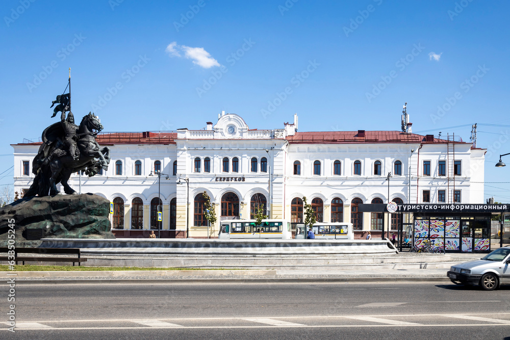 Railway station and the old station building. Monument to knights - the ...