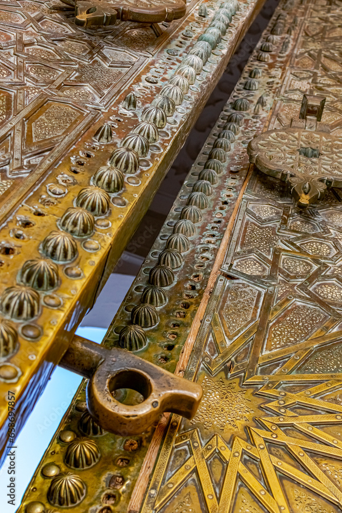 Huge door ajar with islamic andalusian 3D engravings and sculptures in ...
