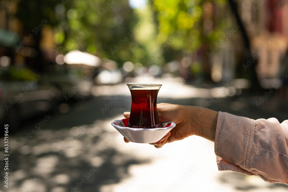 Stockfoto Turkish Tea (Türk Cayi) and Turkish Bagel(Turk Simit) in ...