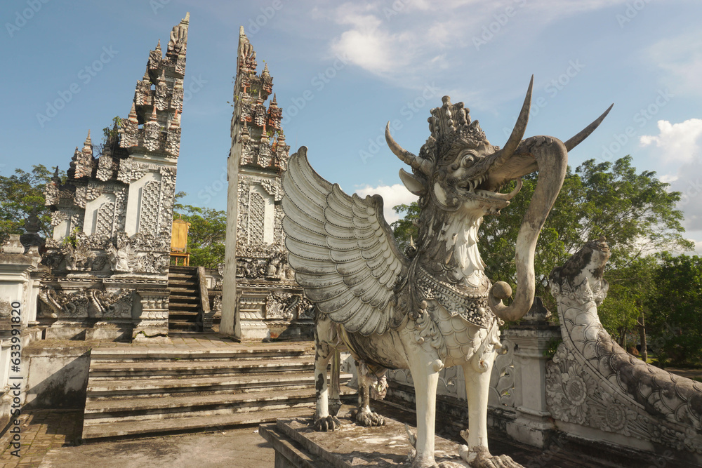 Lembuswana statue, mythological animal who has head of lion with crown ...