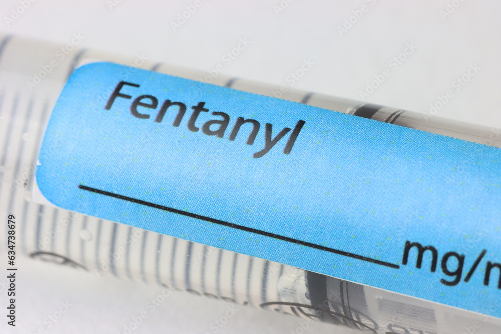 Close up view of a syringe with a drug label for Fentanyl opioid. Stock ...