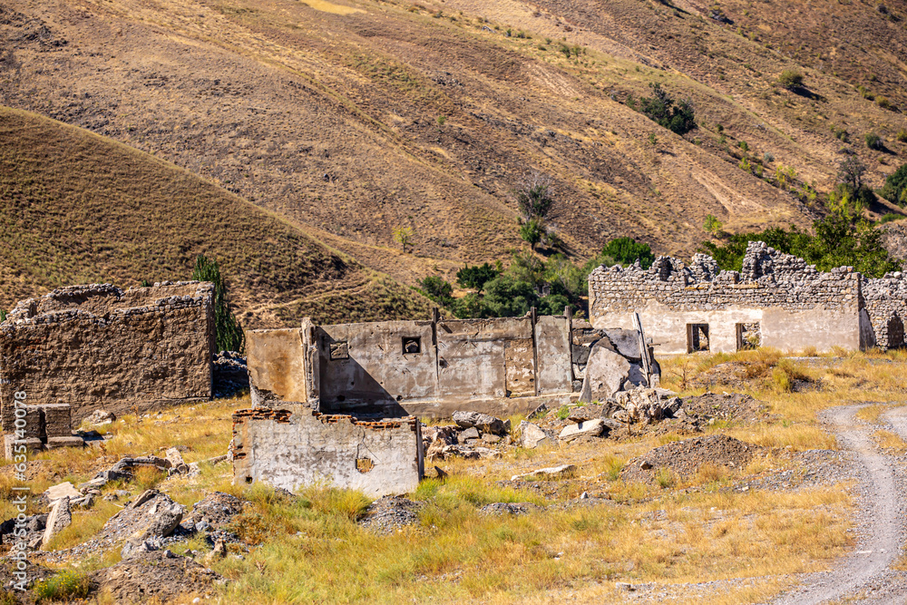 Destroyed and abandoned buildings of the city. Apocalypse, Dead city ...