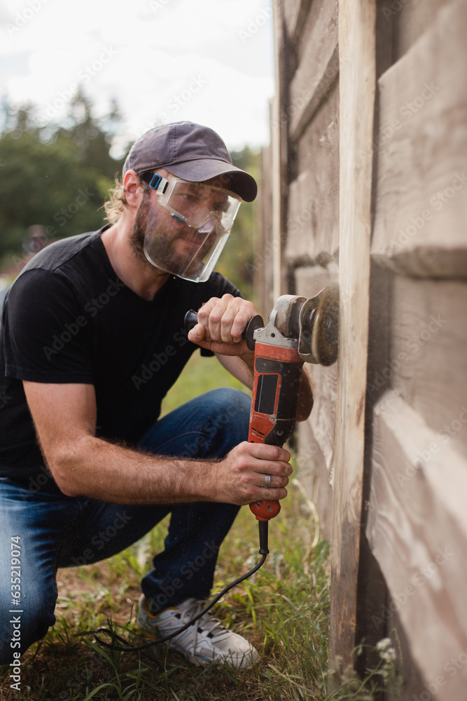 Eye and face protection when working with power tools - safety ...