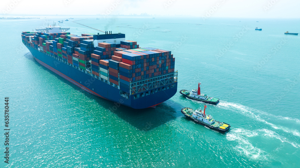 Stern ship. Cargo Container Ship carrying container and running with ...