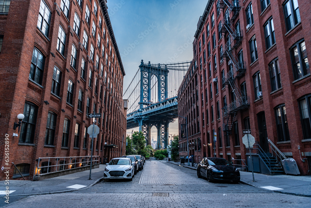 manhattan bridge in new york. architecture of historic bridge in ...