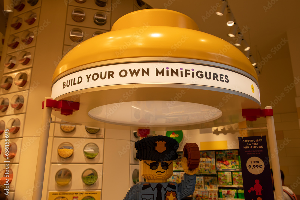Lego build your own minifigures yellow in the Lego Store on white ...