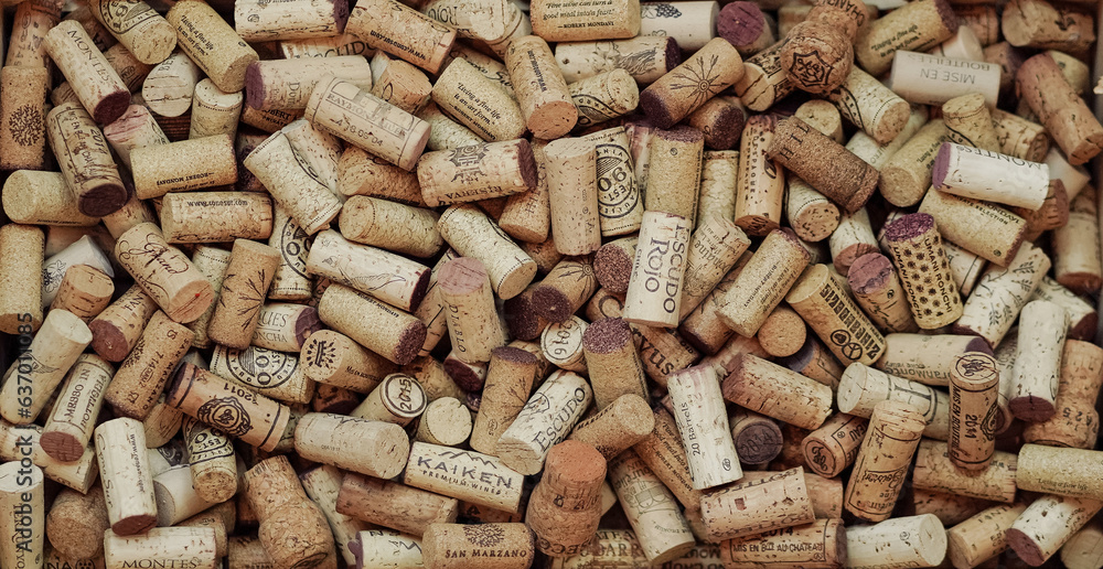 BKK, Thailand - Aug 20, 2023 : A top view photo of wine corks in many ...