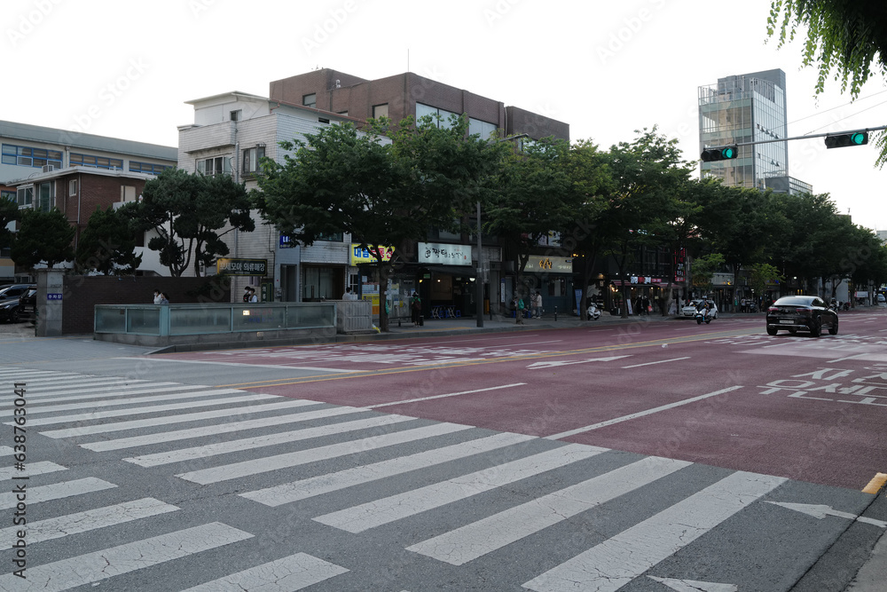 Exterior architecture and building design at Seoul urban town, the ...