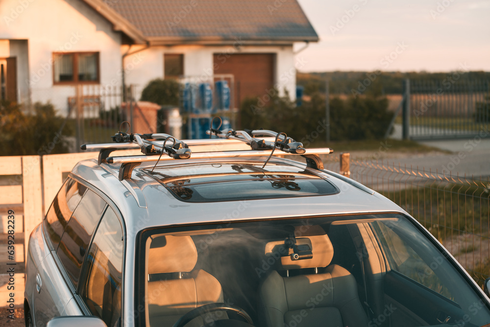 Versatile Roof Rack for Station Wagons: Safely Transporting Sports ...