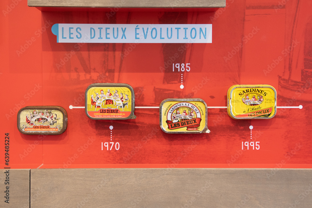 la perle des dieux logo brand and text sign sardine workshop museum ...