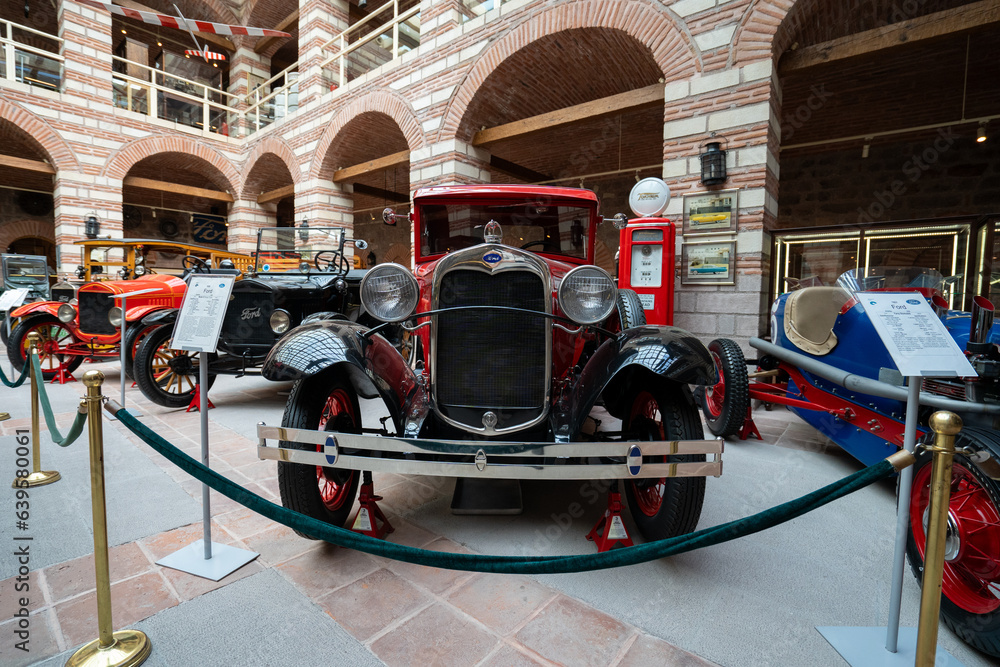 Foto de Ford Model a Pickup Truck 1930 classic car in the Rahmi M. Koc ...