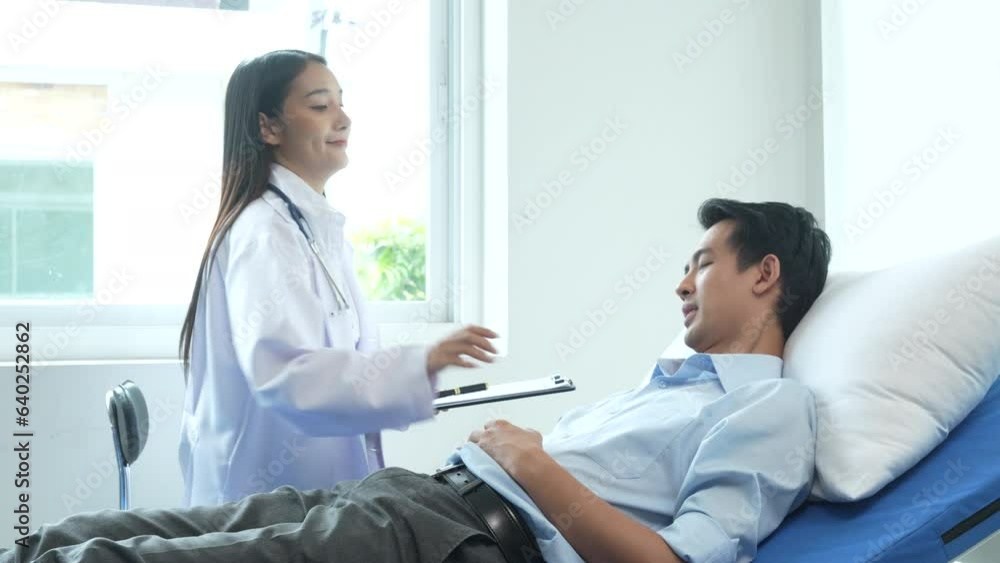 4k slow motion of female doctor specialist and male patient Office ...