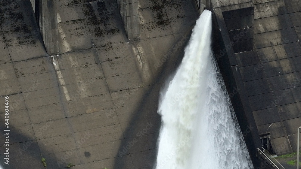 Kinzua Dam and Reservoir on the Allegheny River in National Forest ...