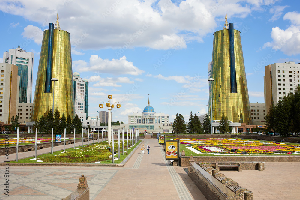 ASTANA, KAZAKHSTAN - JULY 20, 2023:. Nurzhol Boulevard, the square in ...