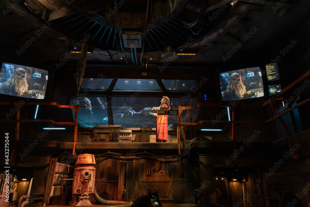 Smuggler's Run Ride at Disney's Star Wars: Galaxy's Edge Theme Park at ...