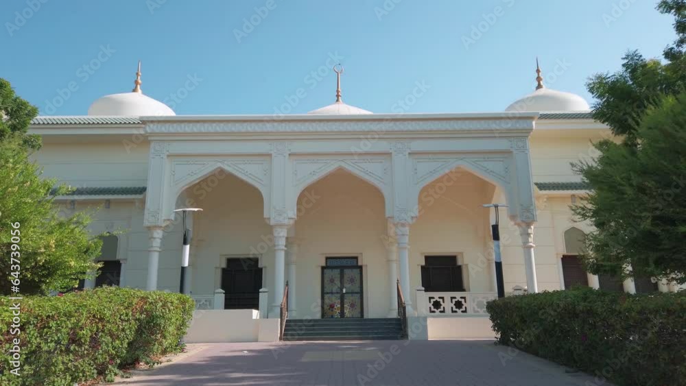 Al Wakra Grand Mosque. Hamza bin Abdul Muttalib mosque is one of ...