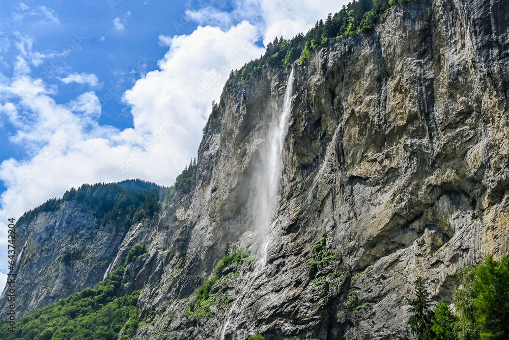 Lauterbrunnen, Wasserfall, Lauterbrunnental, Staubbachfall, Wanderweg ...