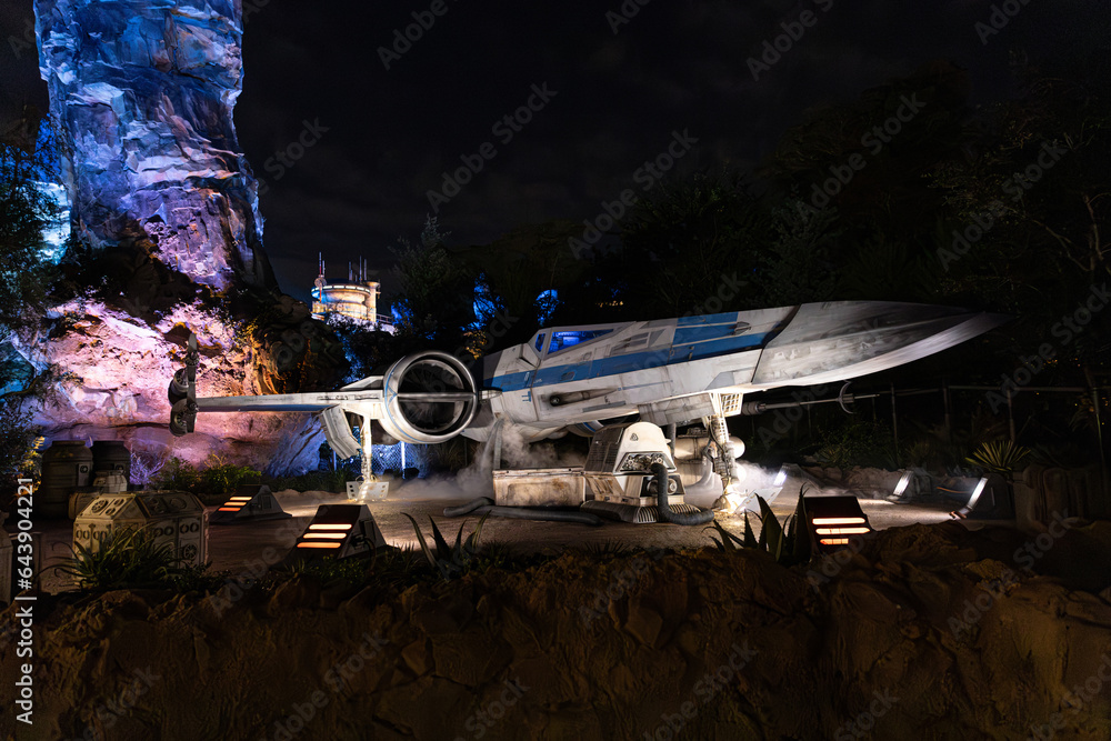 X-Wing at Disney's Star Wars: Galaxy's Edge Theme Park at Walt Disney ...