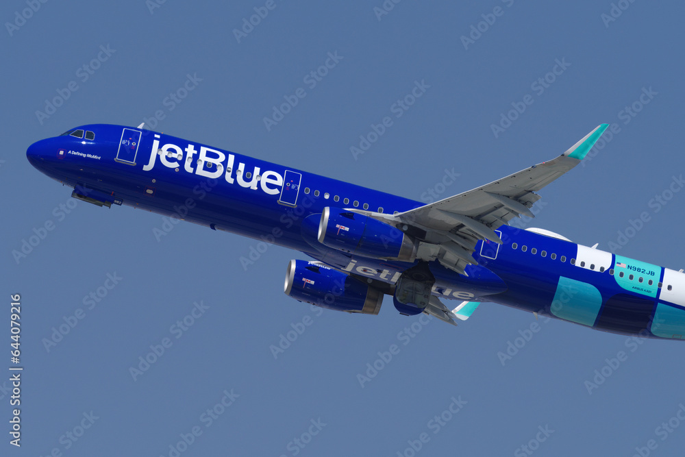 Los Angeles, California, United States: jetBlue Airways Airbus A321-231 ...