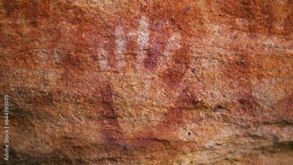 Aboriginal Rock Art (Single Handprint Stencil Art); Naturalistic Cave ...