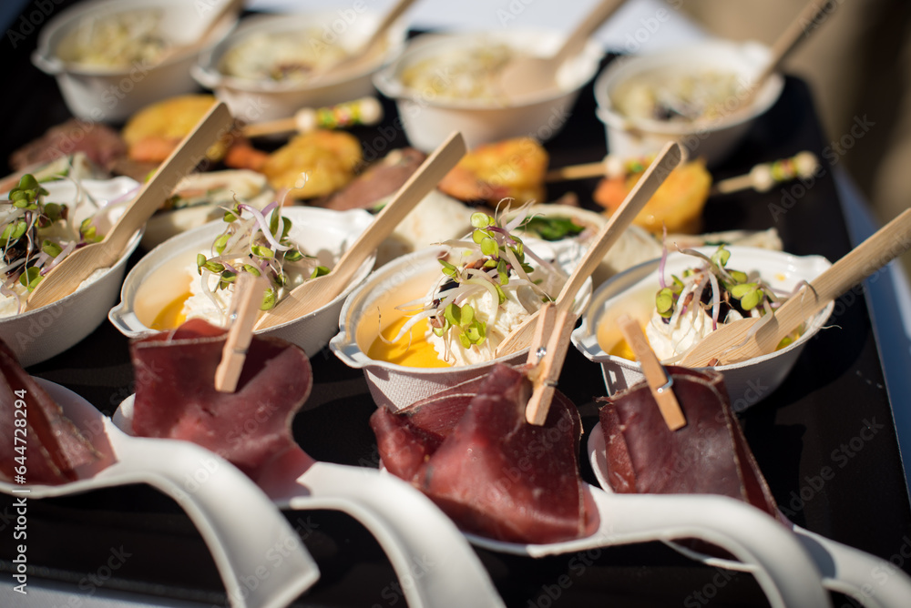 Plateau traiteur, Cocktails, toasts et petits fours Stock Photo | Adobe ...