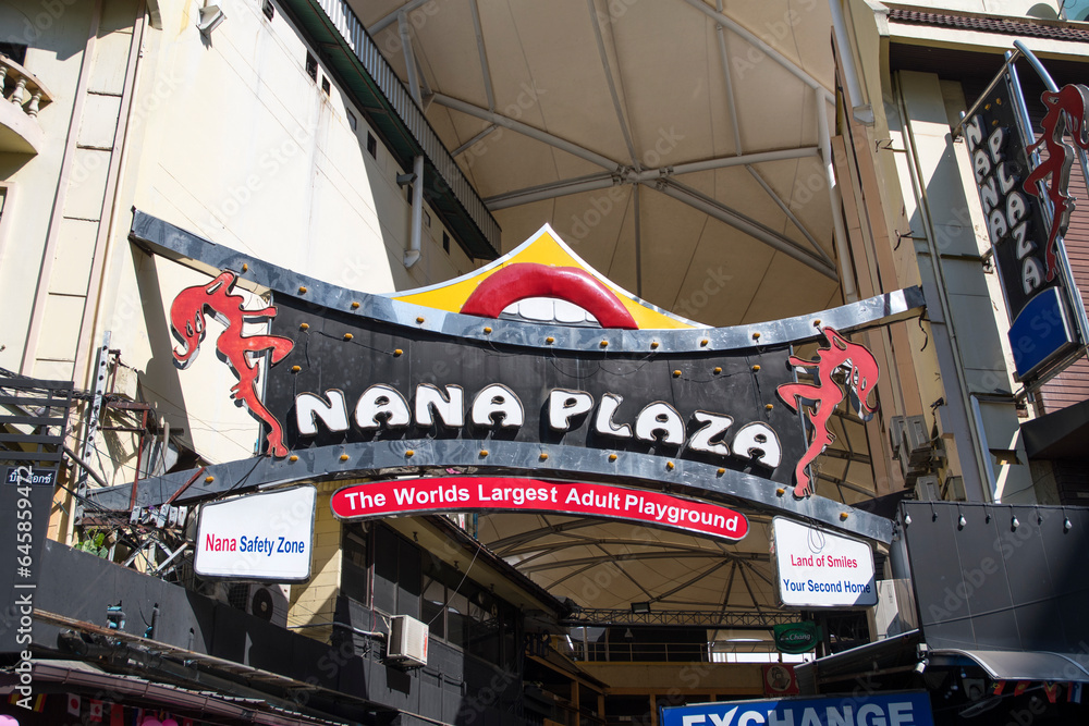 Nana Plaza entertainment center at Sukhumvit Road Soi 4, Bangkok Stock ...