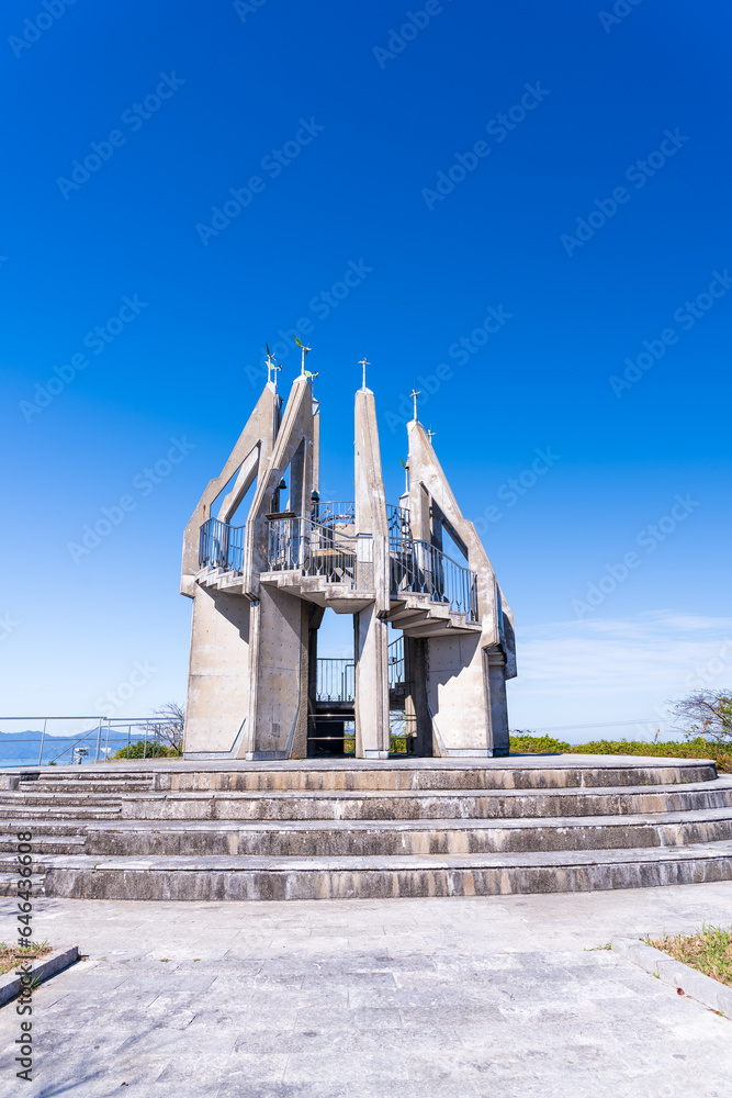 シンボルタワー御立岬展望台公園の愛の鍵展望台 Symbol Tower Mitachimisaki Observation Deck Park ...