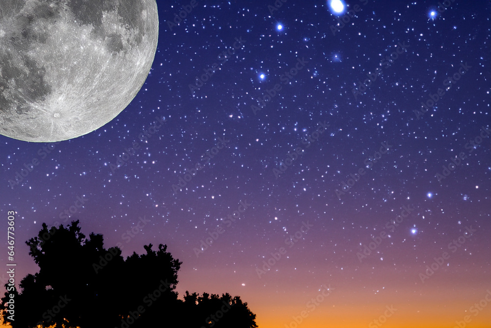 Snow moon. Super full moon with dark background. Madrid. Spain. Europe ...