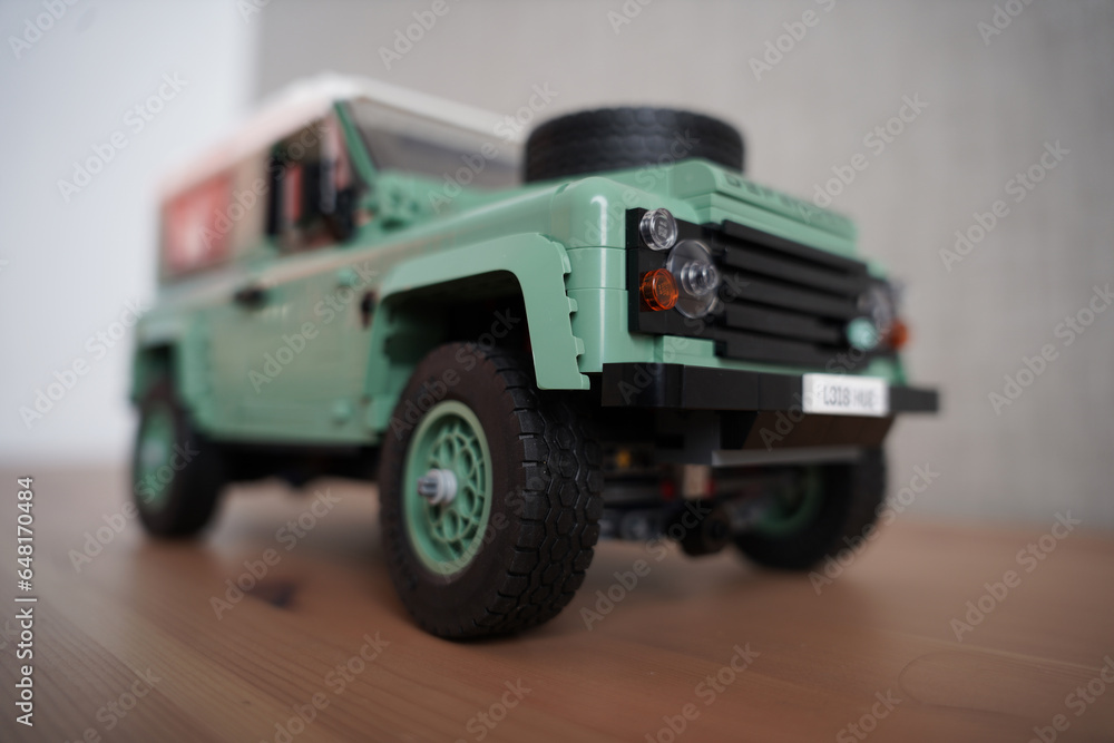 Lego Defender, Land Rover Classic Defender 90. Green car lego with ...