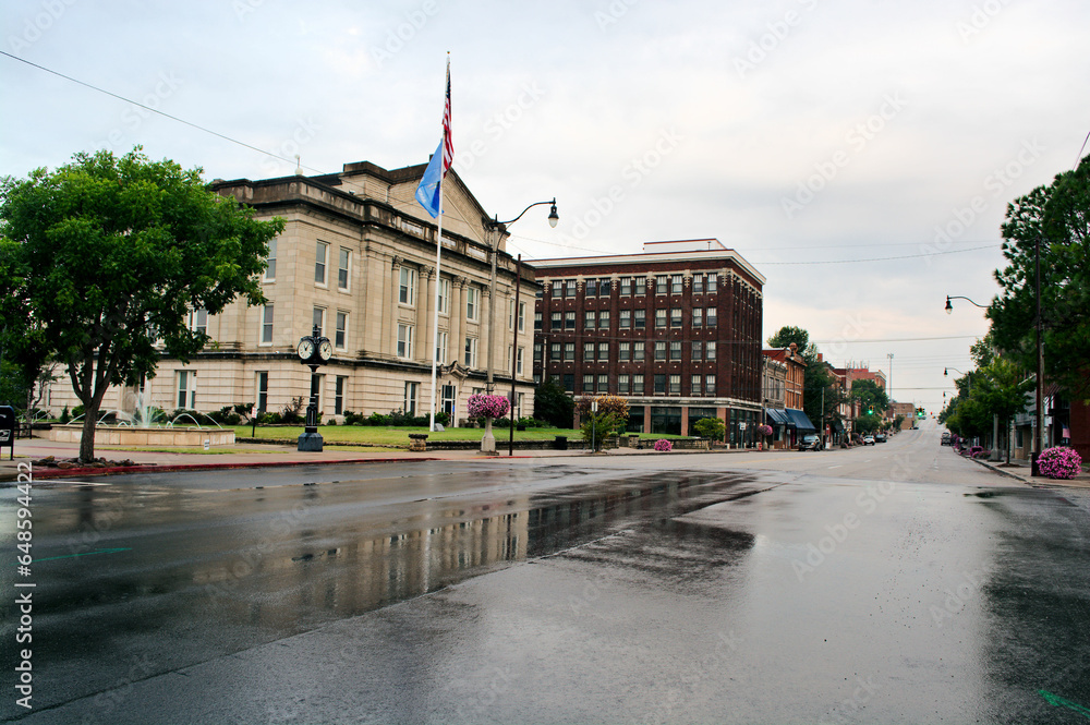Looking west on Route 66 on a rainy morning in Sapulpa, Oklahoma. The ...