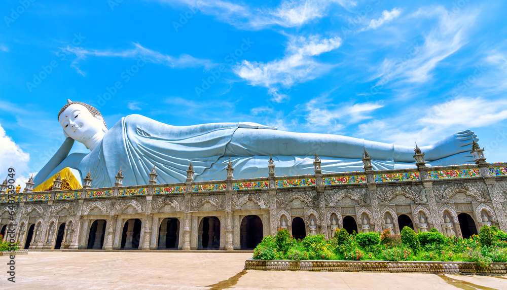 The largest reclining Buddha statue in Vietnam is located at Som Rong ...