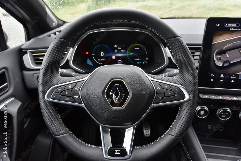 Renault Captur E-Tech engineered. Cabin interior - steering wheel. 06 ...