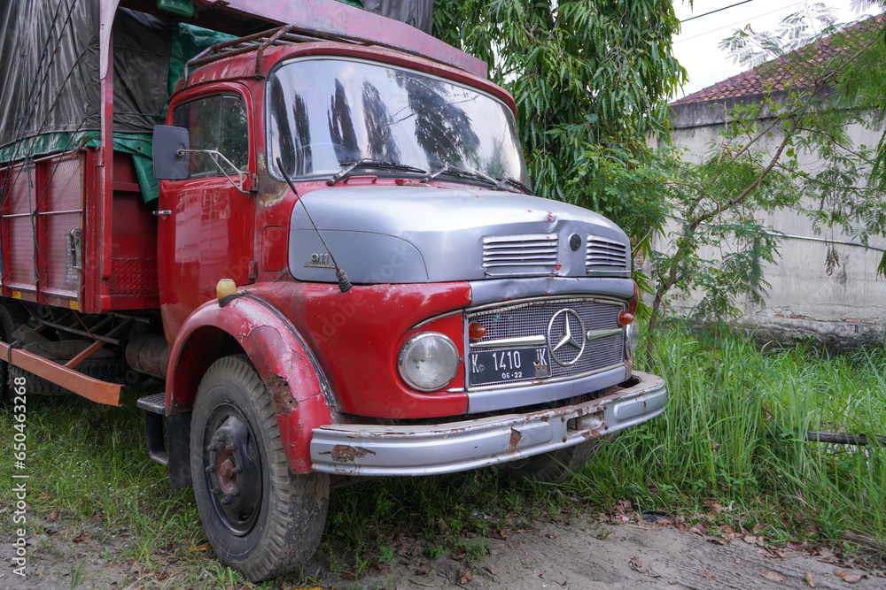 Kudus, Indonesia - September, 2023 : The Mercedes-Benz 911 "Kurzhauber ...