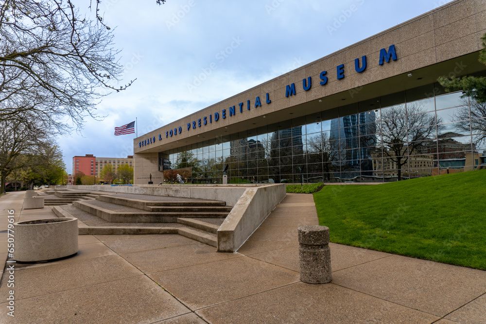 Grand Rapids, Michigan: Gerald R. Ford Presidential Museum. Exterior ...
